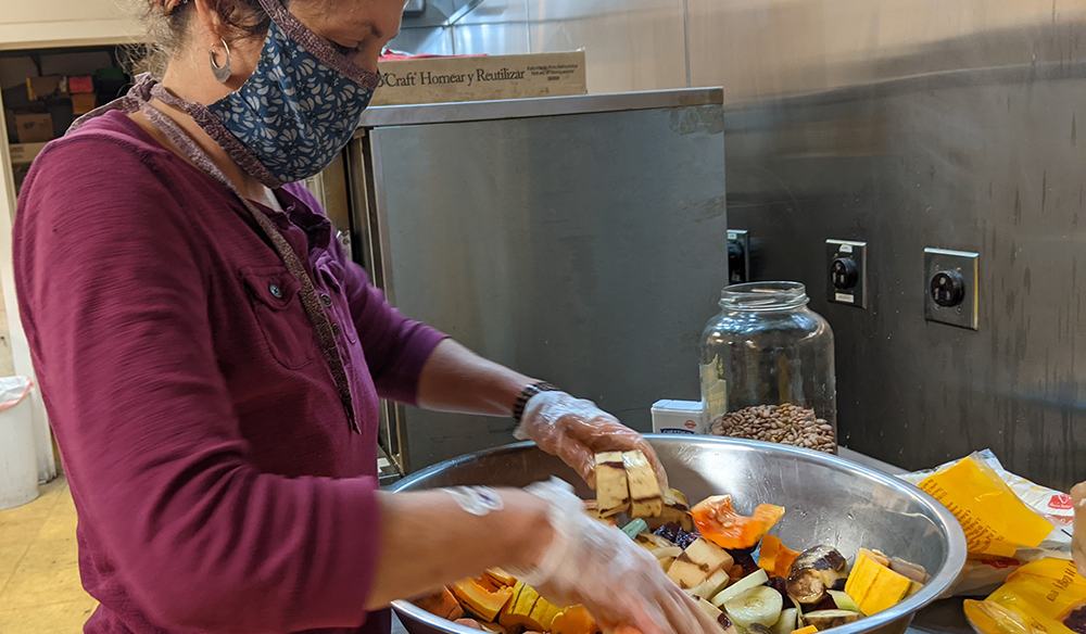 Robin Hood's Kitchen Converts Food Waste to Meals for Food Pantry ...